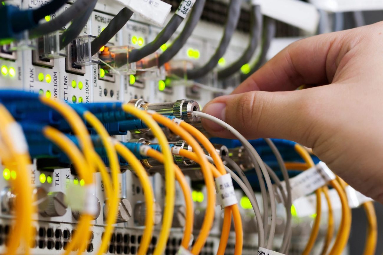 100BASE TX Vs 100BASE FX What Is The Difference 100base-tx-vs-100base-fx-what-is-the-difference